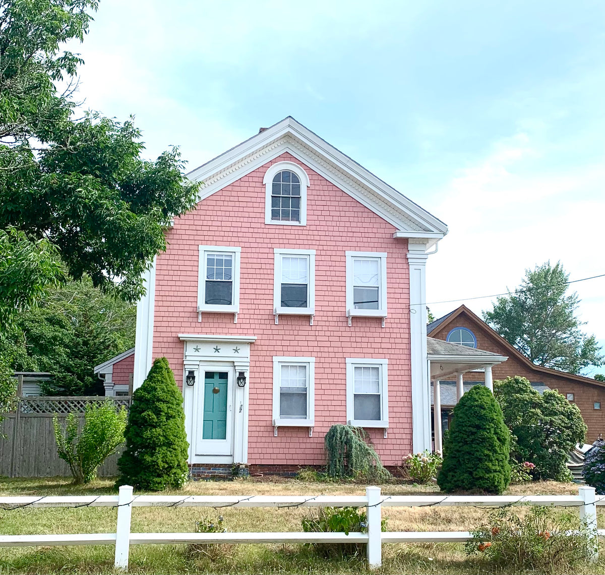 Pretty In Pink – Beach Cottage Living - Cape Cod